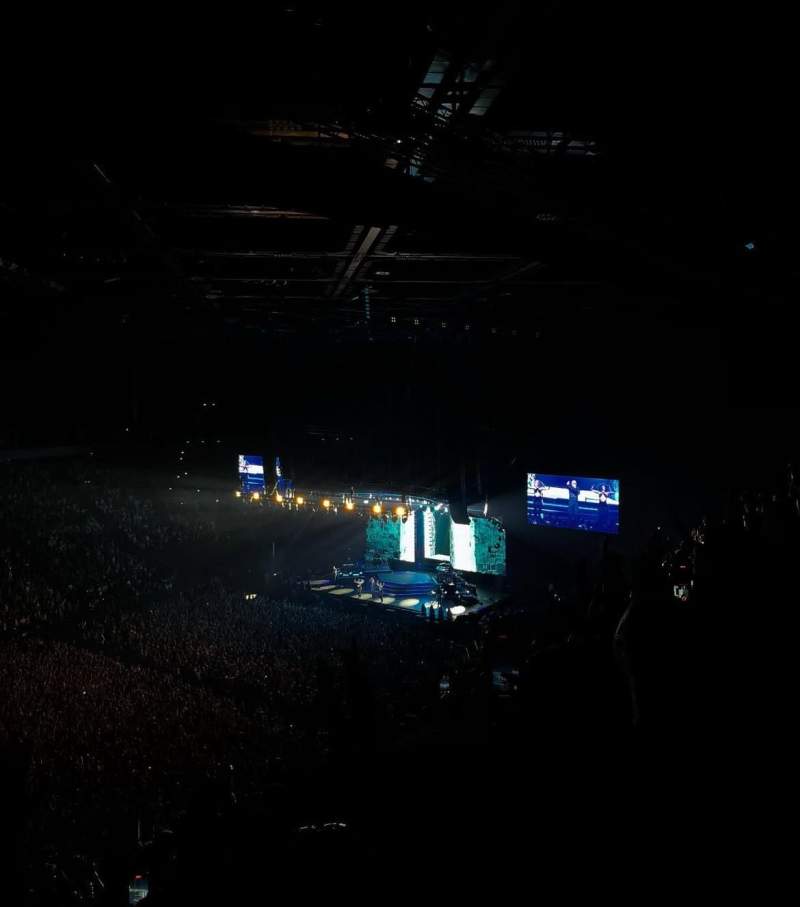 Pitbull Concert & Tour Photos